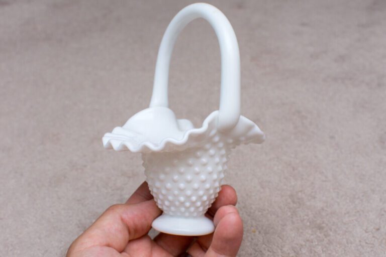 Distinguishing the Different Types of Milk Glass – Antique Answers