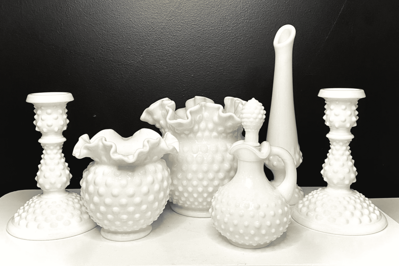 Distinguishing the Different Types of Milk Glass – Antique Answers