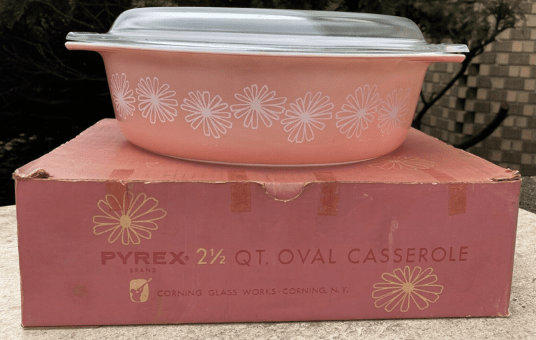 Vintage Pyrex Pattern Guide: From Atomic Eyes to Zodiac – Antique Answers
